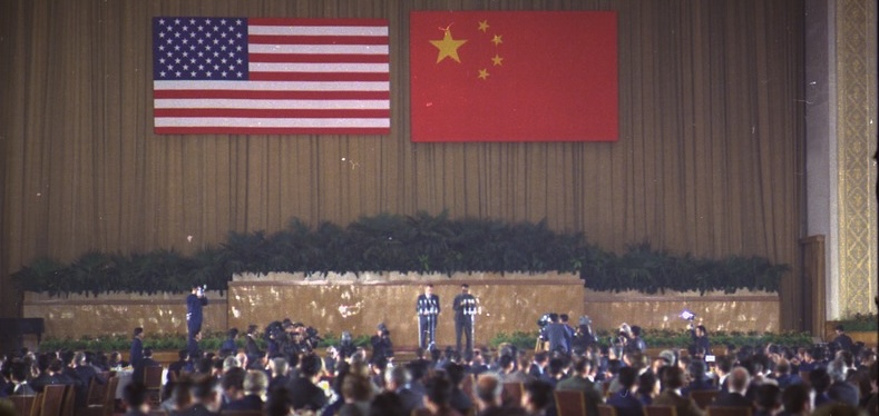 Bookshelf: The Beautiful Country and the Middle Kingdom – Maura ...